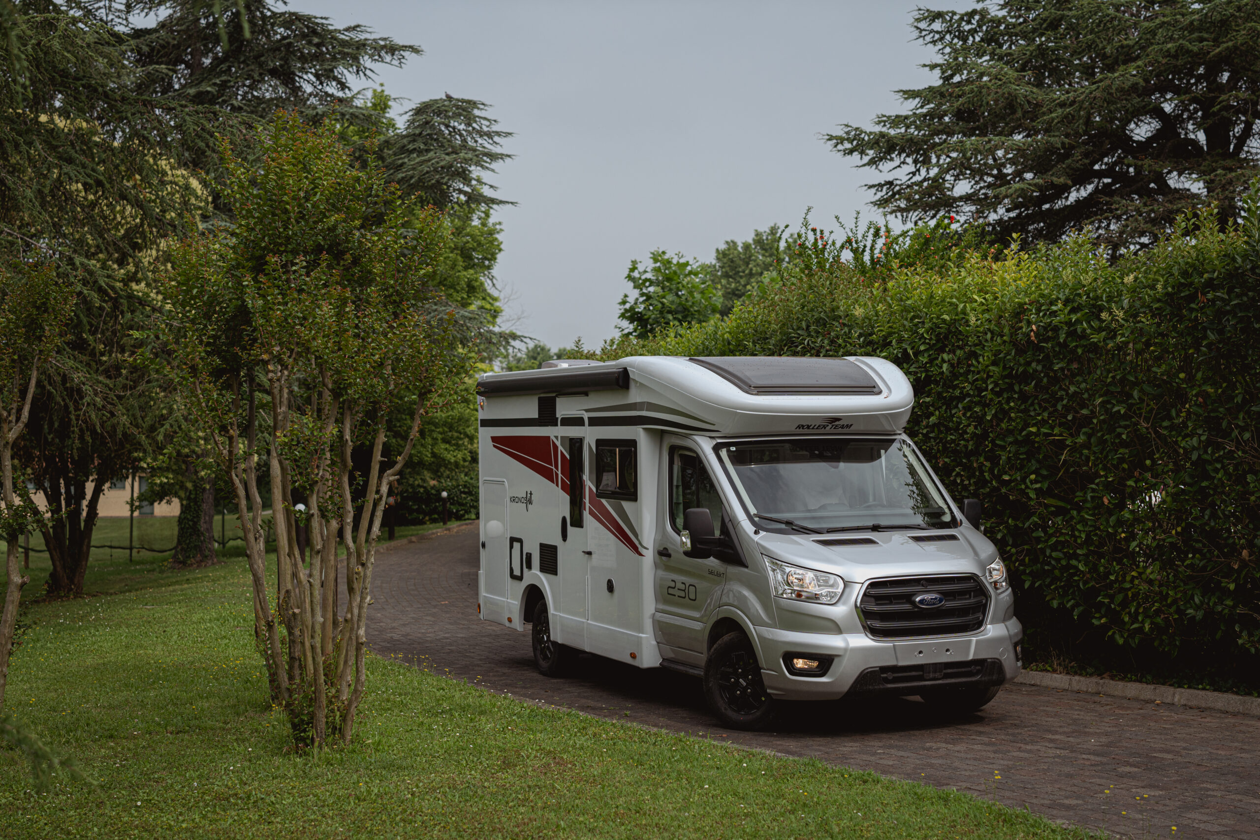 Roller Team Camper & Van | Inizia a esplorare il mondo.
